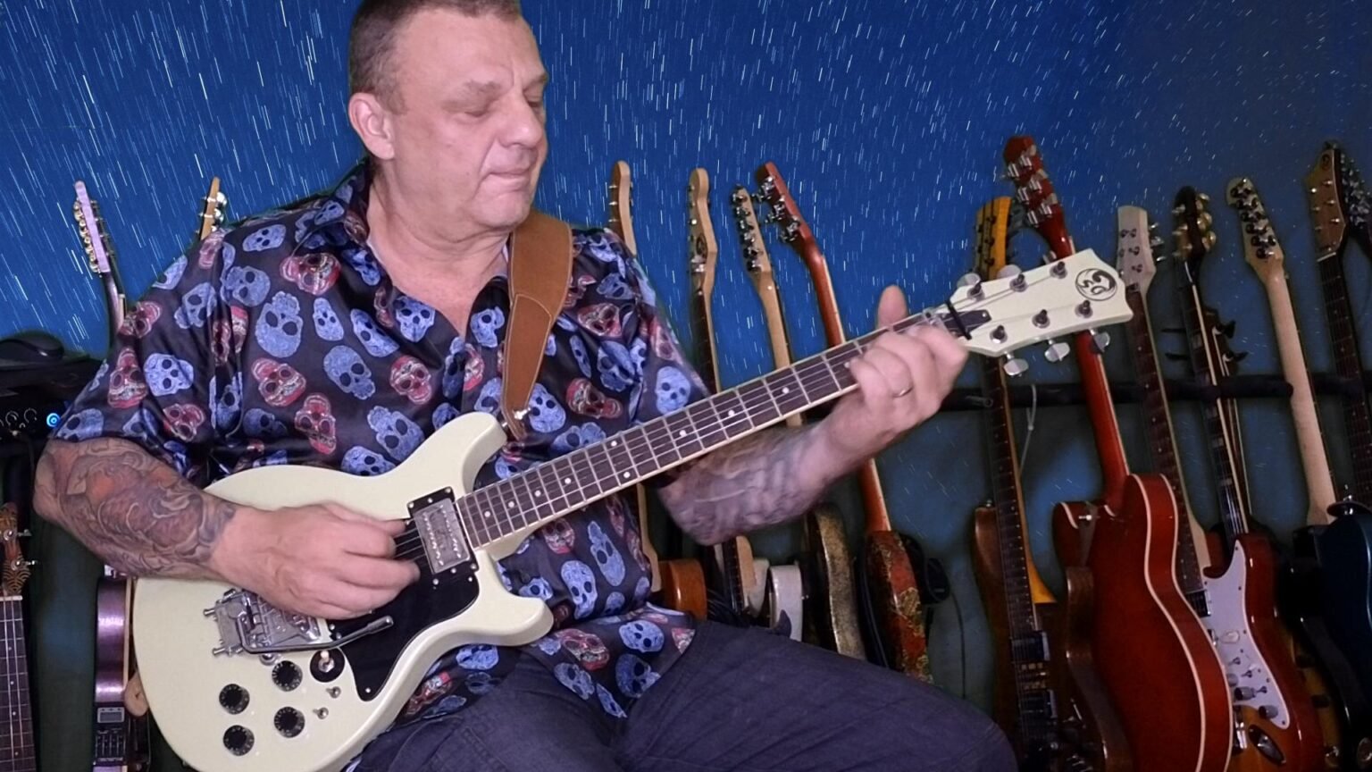 Listen to Tony Iommi’s Pickups on My Custom Les Paul Junior Double ...